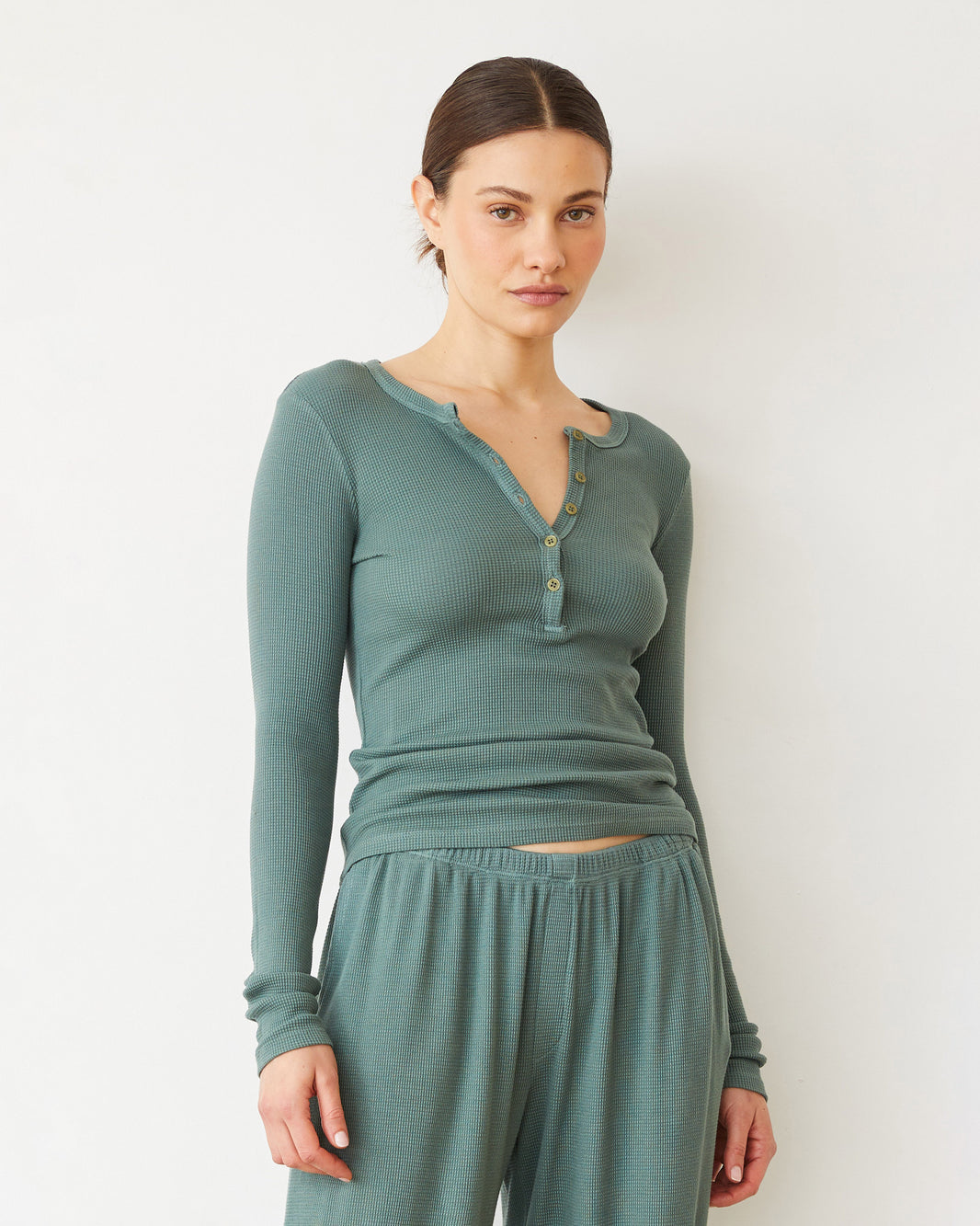 Women's Long Sleeve Tops - Henley, Cropped & More – MONROW