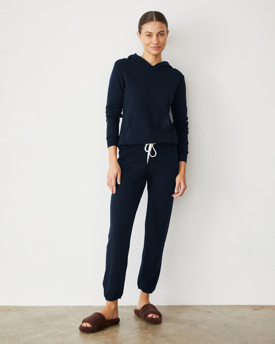 Womens Sweatshirts - Raglan, Turtleneck and More – MONROW