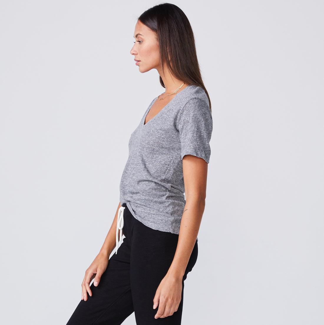 Fitted V Neck Tee - Granite Color – MONROW